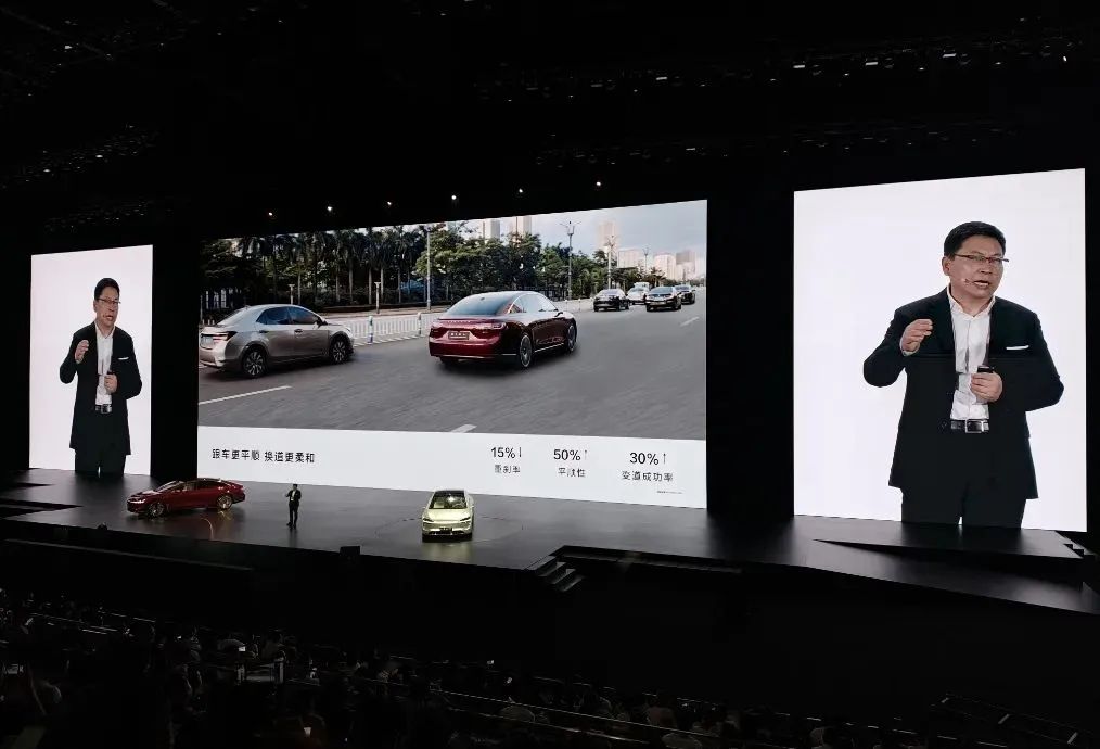 享界S9碾壓BBA？智能是優勢，兩大短板待補齊 - 新浪香港