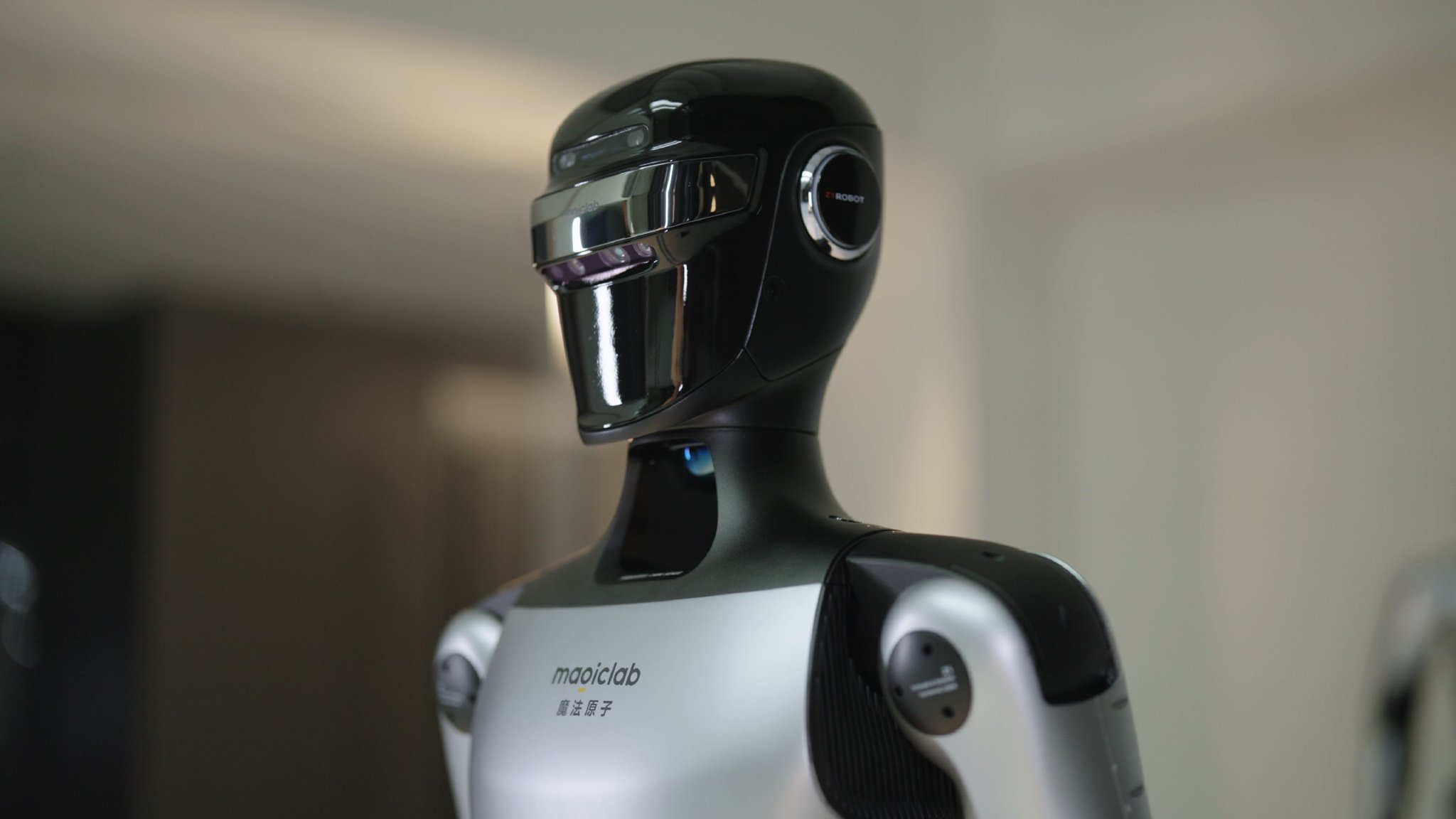 魔法原子推出高動態雙足人形機器人 MagicBot Z1 - 新浪香港