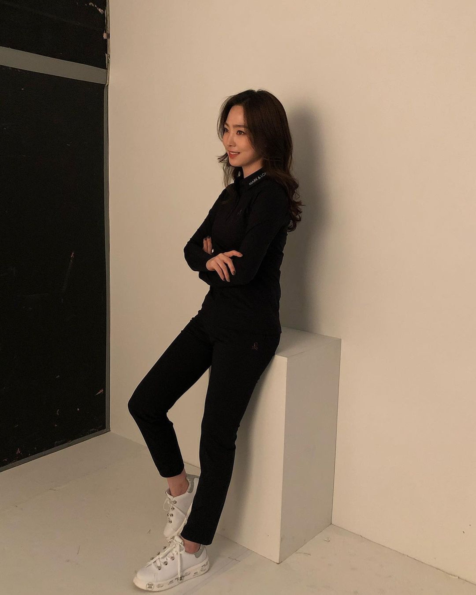 韩国台球美女车侑蓝写真 -6park.com