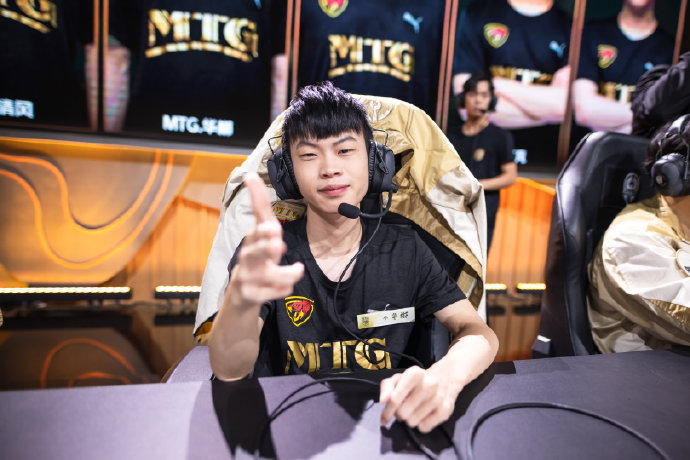 王者荣耀世冠第五日：MTG零封DYG！AG复仇TTG_电竞_新浪竞技风暴_新浪网