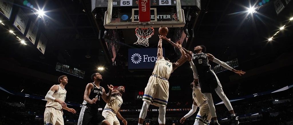 人物|MVP+DPOY+FMVP!他能力压湖人双雄登基么?_NBA_新浪竞技风暴_新浪网