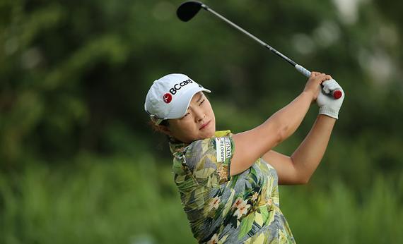 汇丰女子冠军赛张哈娜李美林半程领先 冯珊珊T5_lpga赛_新浪竞技风暴_新浪网