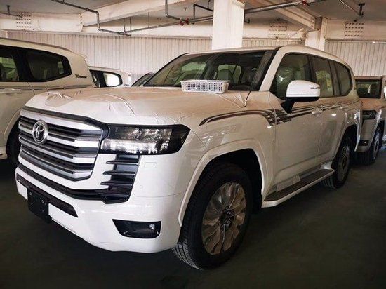 2022款丰田酷路泽LC300豪华感十足98万-新浪汽车