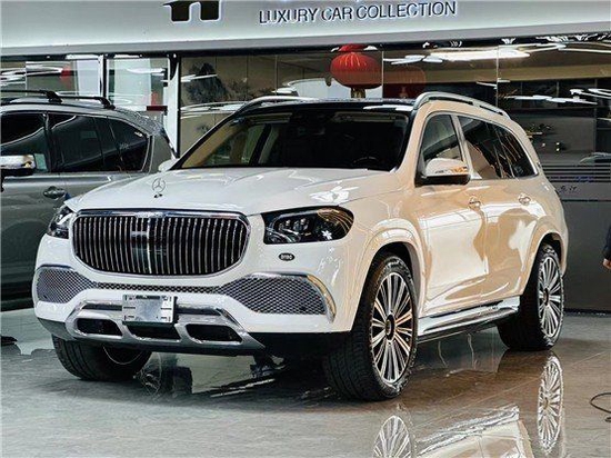 2022款迈巴赫GLS600白色现车气场强大