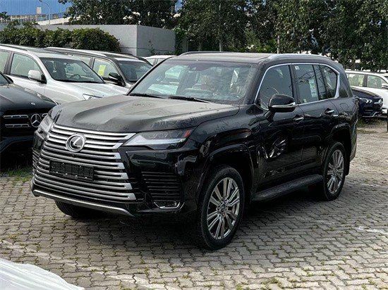 22款雷克萨斯LX600四座顶配200万起售-新浪汽车