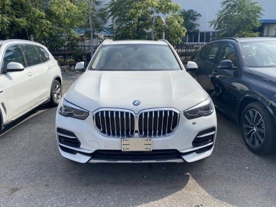 2022款宝马X5 3.0T现车60多万可办分期-新浪汽车