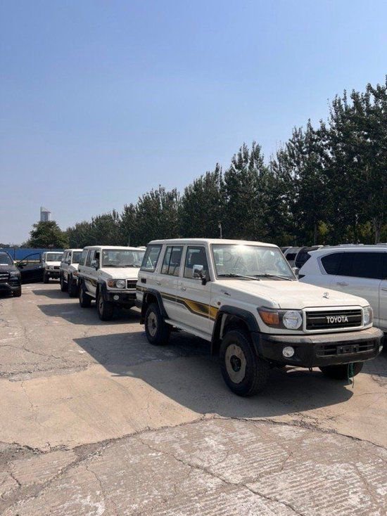 23款丰田LC76 70周年纪念版硬派越野车-新浪汽车