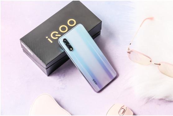 iQOO Neo 855版，一款“生而强悍”的极速手机|闪存|频段_新浪新闻