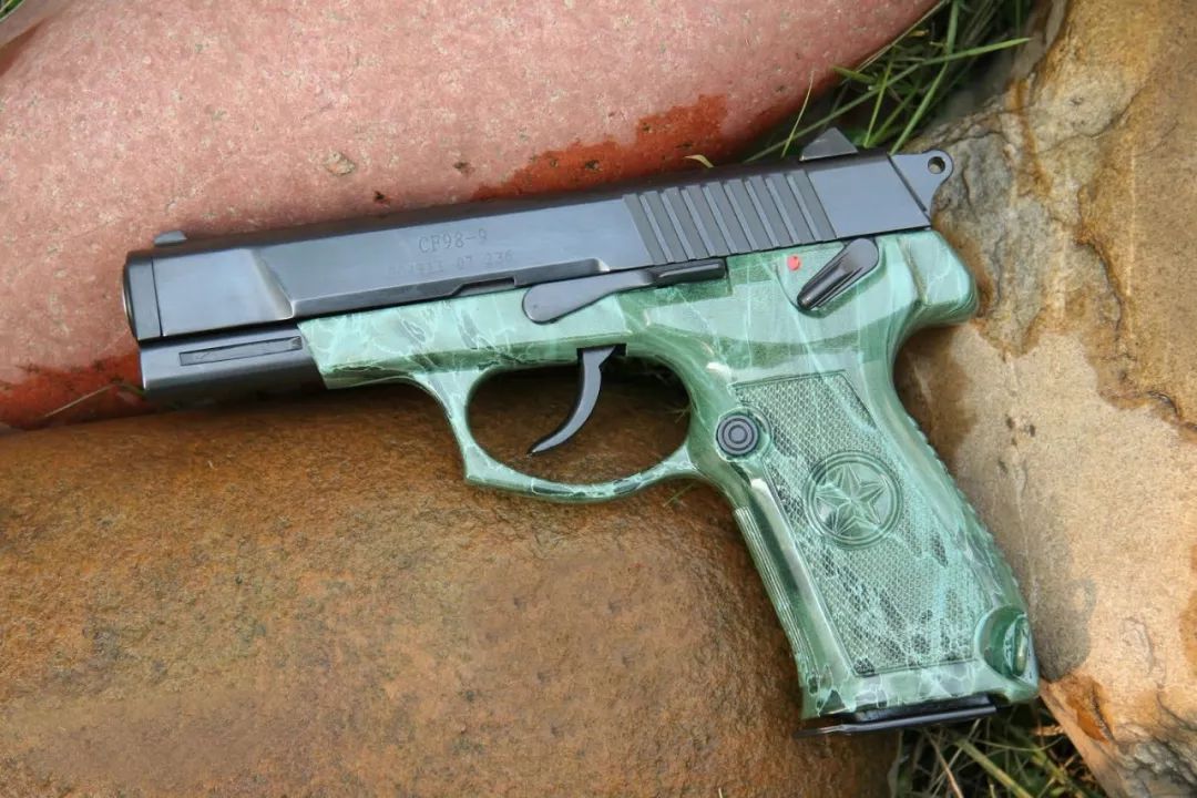 64手枪的终结者？中国07式自卫手枪为什么遗憾夭折？｜轻武专栏