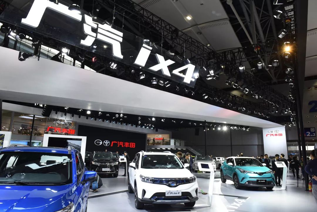 广汽丰田首款纯电动SUV广汽ix4登陆广州车展继引领混合动力风潮后，强势开拓新能源车市场|广汽丰田|广汽|混合动力_新浪新闻