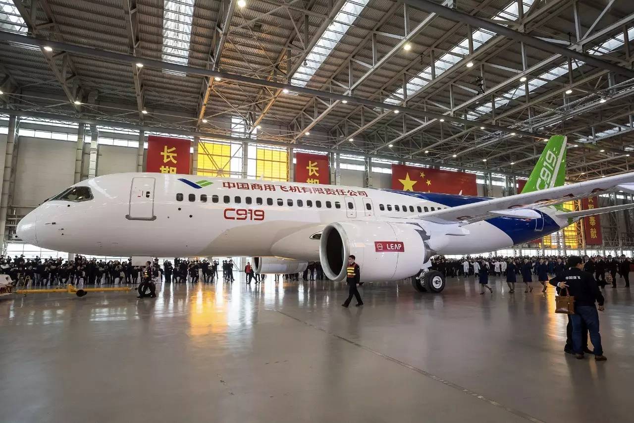 威武 ! 国产大飞机即将首飞 点击高清图 看看它有多美|大飞机|C919|客机_新浪财经_新浪网