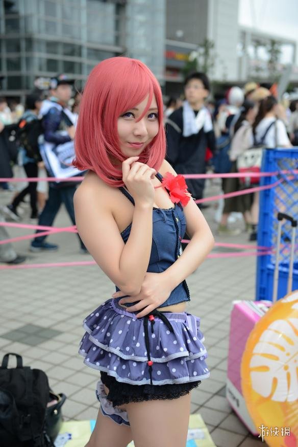 C92现场美女清凉COS大合集 软妹的事业线深不见底_八卦趣闻_新浪游戏_新浪网