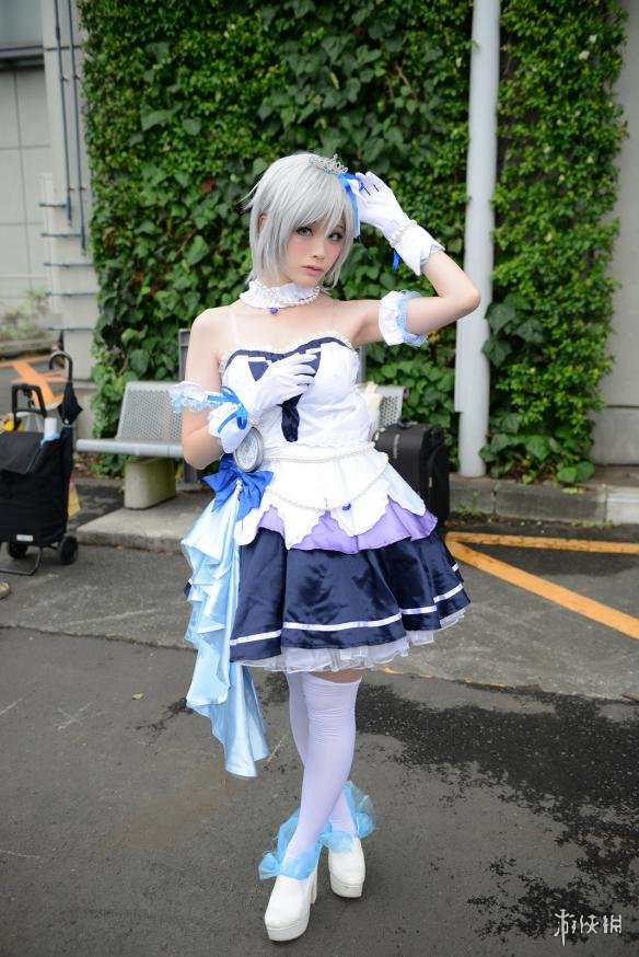 C92现场美女清凉COS大合集 软妹的事业线深不见底_八卦趣闻_新浪游戏_新浪网