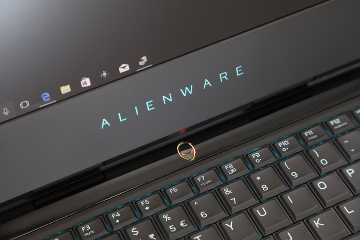 打造游戏本颜值新高度 Alienware 15 R3游戏本评测
