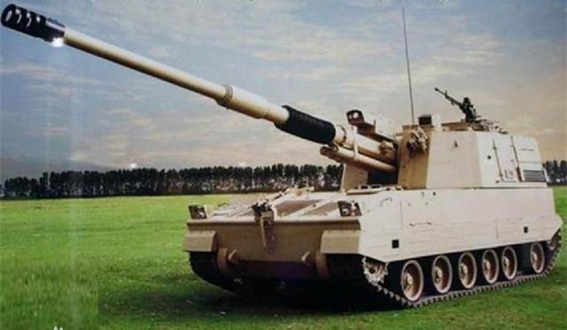 PLZ52自行榴弹炮，火力压制好兵器