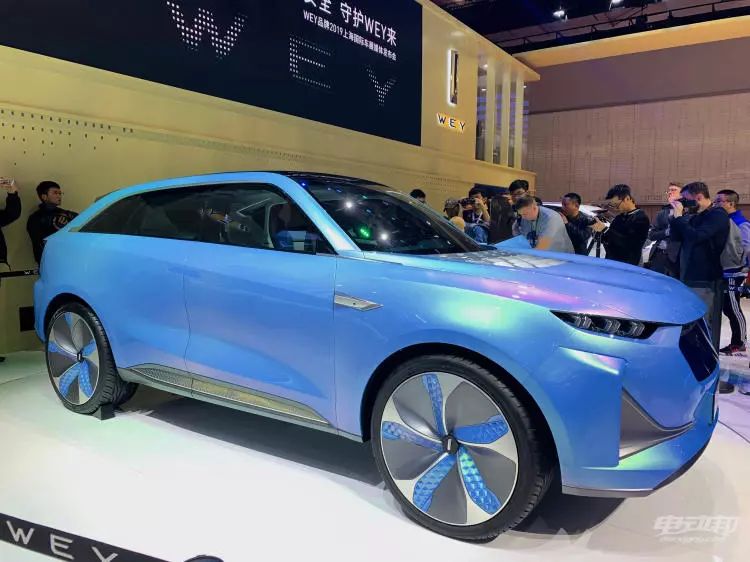 710公里续航+4.5秒百公里加速！长城WEY-X纯电SUV全球首发