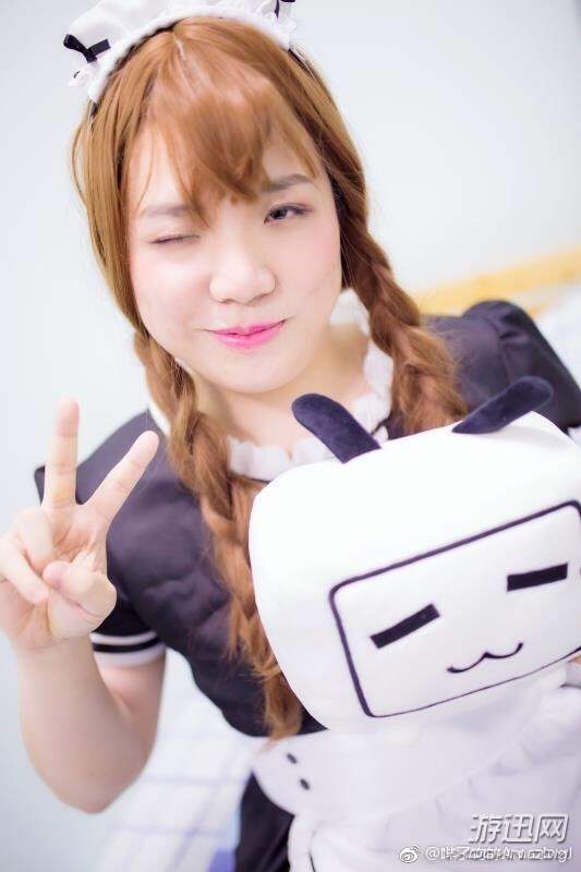 BLG首次击败EDG！LOL“古风美男”AJ晒女装美照庆祝_新浪游戏_手机新浪网