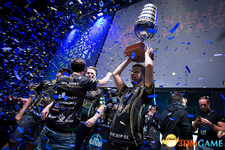 HyperX电竞学院Lan party站来袭，VG导师现场指导_自媒体_新浪游戏_新浪网