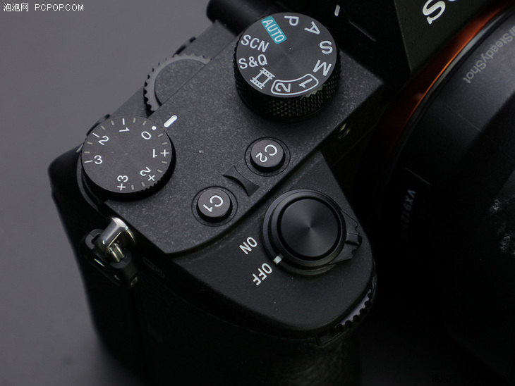 高性价比与高性能并存 索尼全画幅微单A7M3评测