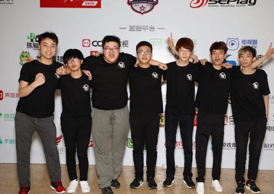 WCA《300英雄》总决赛QG夺冠_新浪游戏_手机新浪网