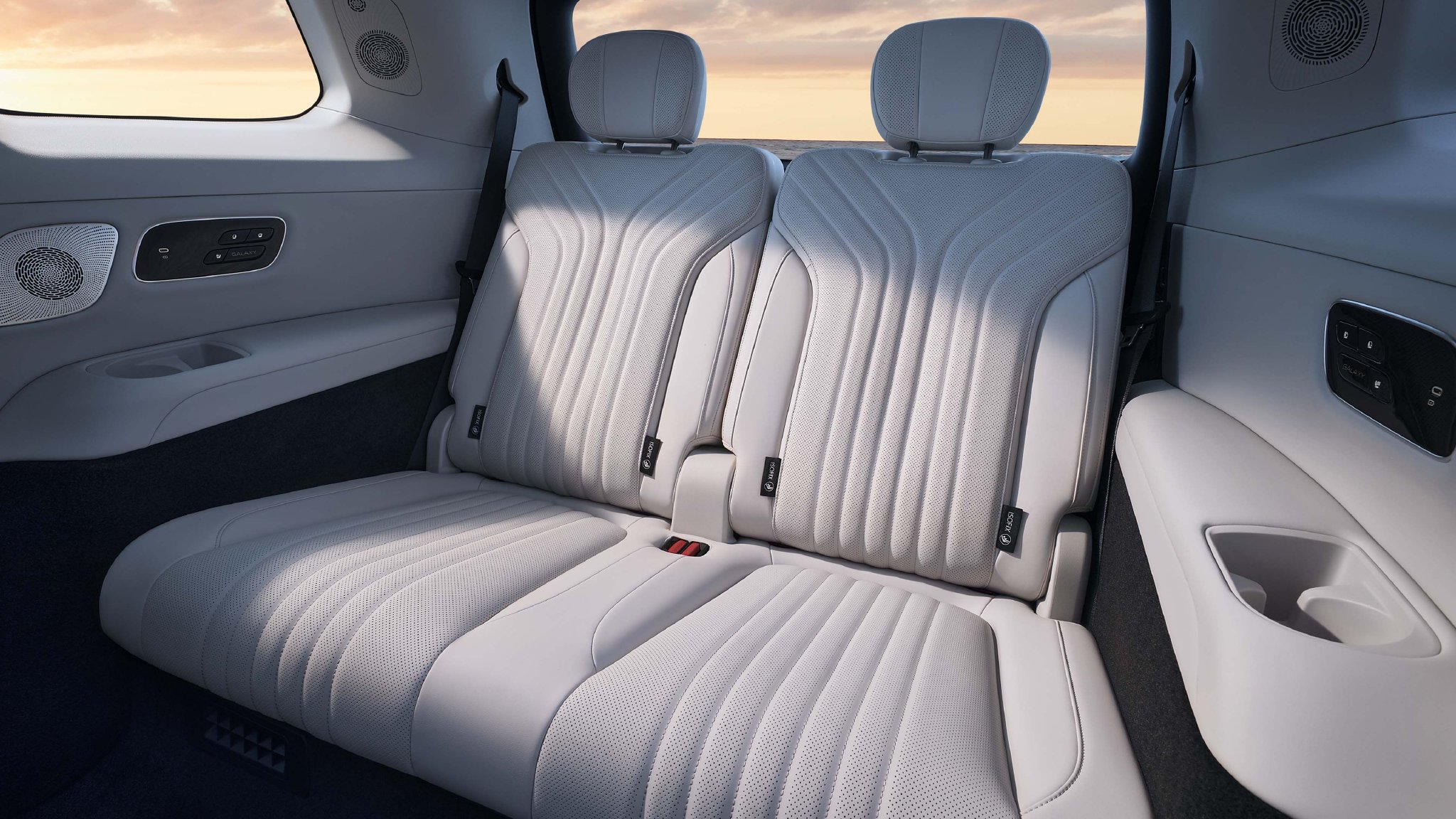 吉利银河M9正式上市 限时价17.38-23.88万元-手机新浪汽车