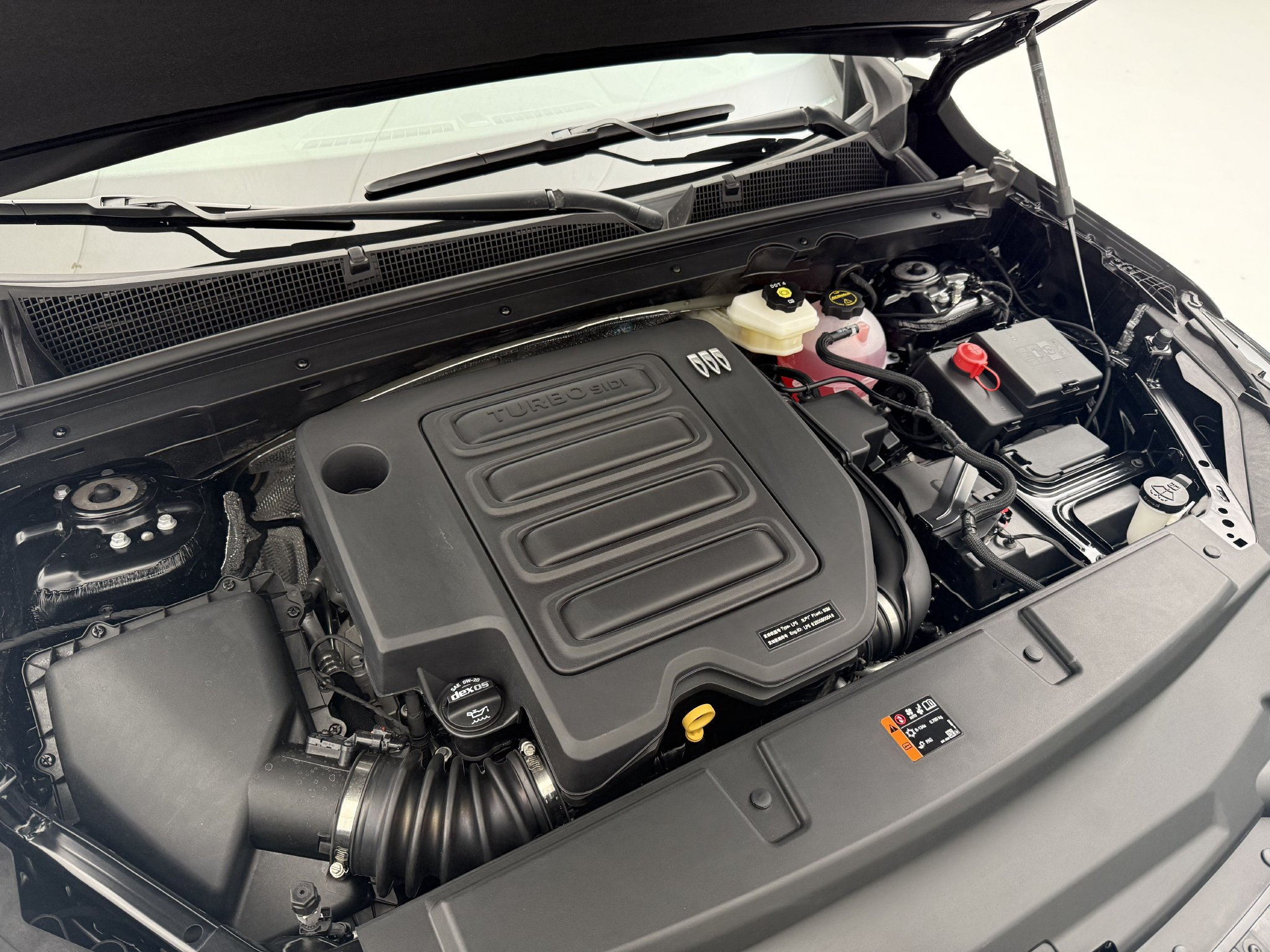 1.5T+9AT/五连杆后悬架 实拍25款昂科威S白金版-新浪汽车