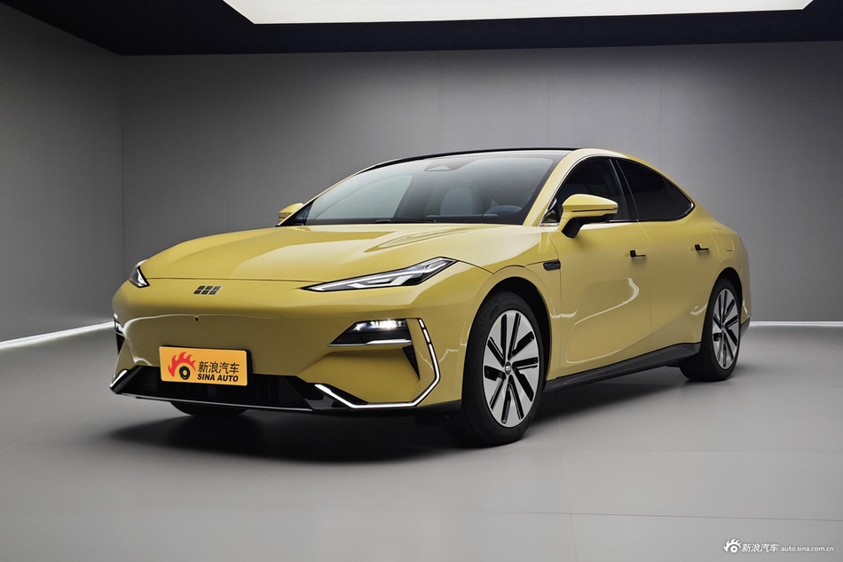 吉利银河E8正式上市 售价17.58-22.88万元-手机新浪汽车