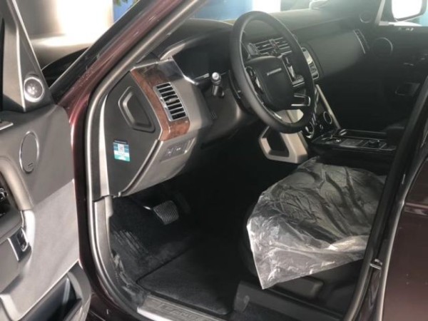 19款路虎揽胜行政创世3.0柴油港口优惠-新浪汽车