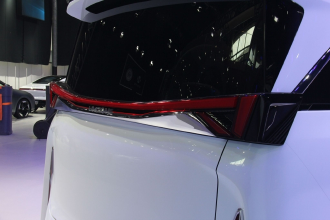 2022广州车展：合创全新MPV车型V09首发亮相-新浪汽车