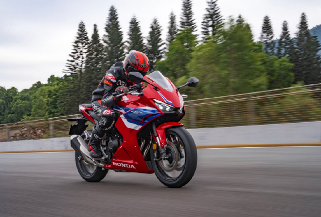 Honda焕新发布NX400、CB400F、CBR400R，NX400售价公布！-新浪汽车