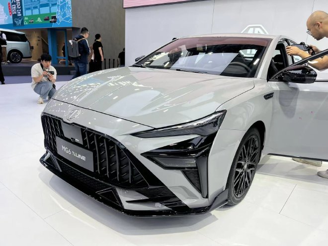 2023广州车展：MG6 X-LINE上市/MG Cyberster特别版亮相-手机新浪汽车