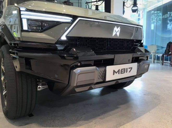 2025上海车展：东风猛士M817全球首秀-新浪汽车