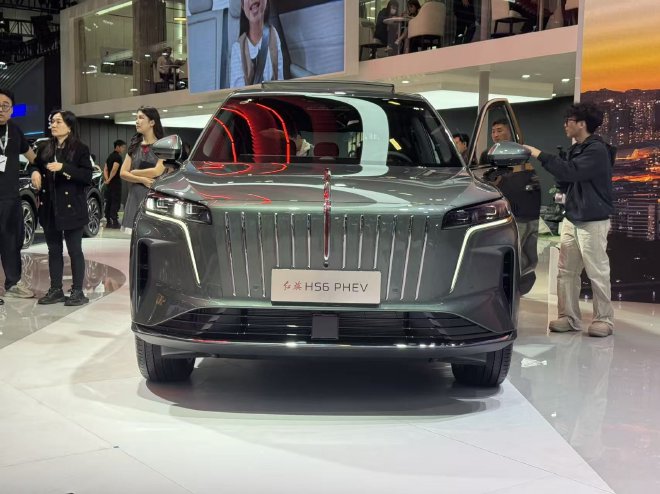 2025广州车展：红旗HS6 PHEV携东方美学亮相-手机新浪汽车