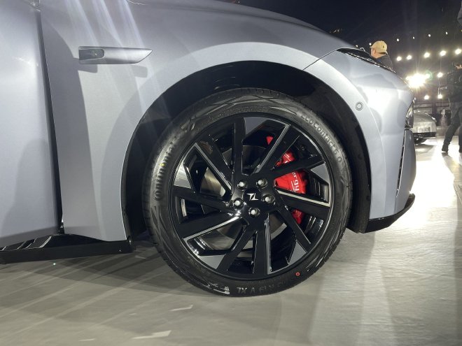 东风奕派eπ007上市 售价15.96-19.96万元-手机新浪汽车