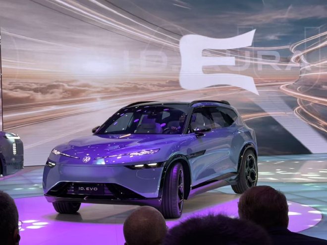 2025上海车展：大众ID. EVO正式亮相-手机新浪汽车