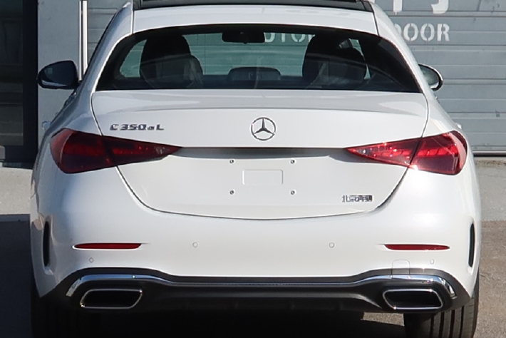 搭2.0T插混系统 梅赛德斯-奔驰C350 eL实车曝光-新浪汽车