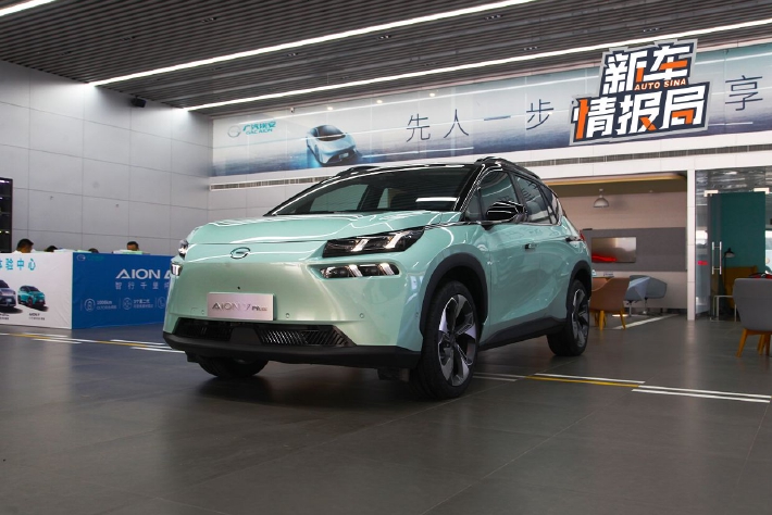 更懂全家需求 实拍2023款AION V Plus七座版-新浪汽车
