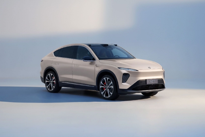 蔚来EC7正式上市 售48.80-57.80万元-新浪汽车