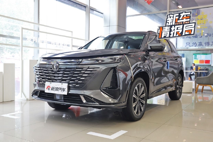 细节质感升级 到店实拍第三代长安CS75PLUS-新浪汽车