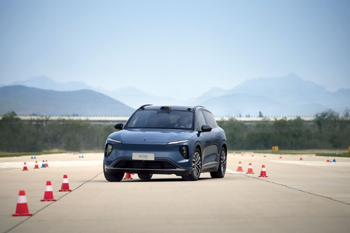 蔚来汽车全新ES6正式上市 售价36.8-42.6万元-新浪汽车