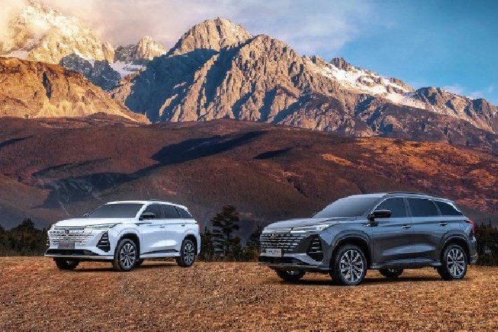 全系标配L2级智驾 长安第三代CS75PLUS冠军版官图-新浪汽车