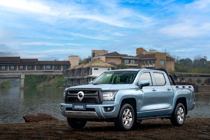 售价9.98-12.68万元 长城金刚炮8AT上市-新浪汽车