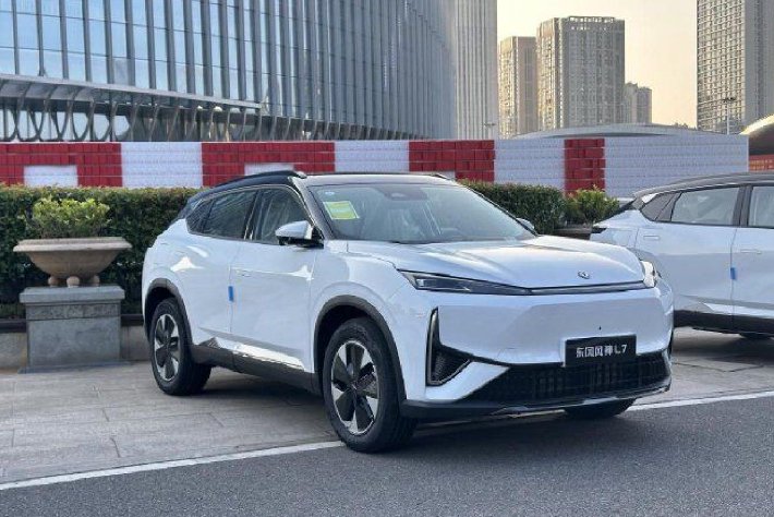 东风风神L7正式上市 限时抢先价售12.49万起-新浪汽车