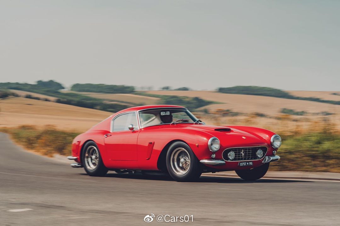 法拉利250 GT SWB GTO复刻版，售价100万美元起-手机新浪汽车