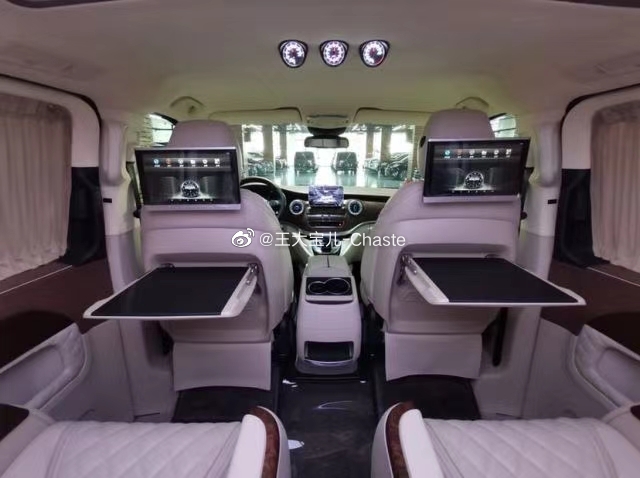 汽车美图赏析：奔驰V250 迈巴赫VS680限量版-手机新浪汽车