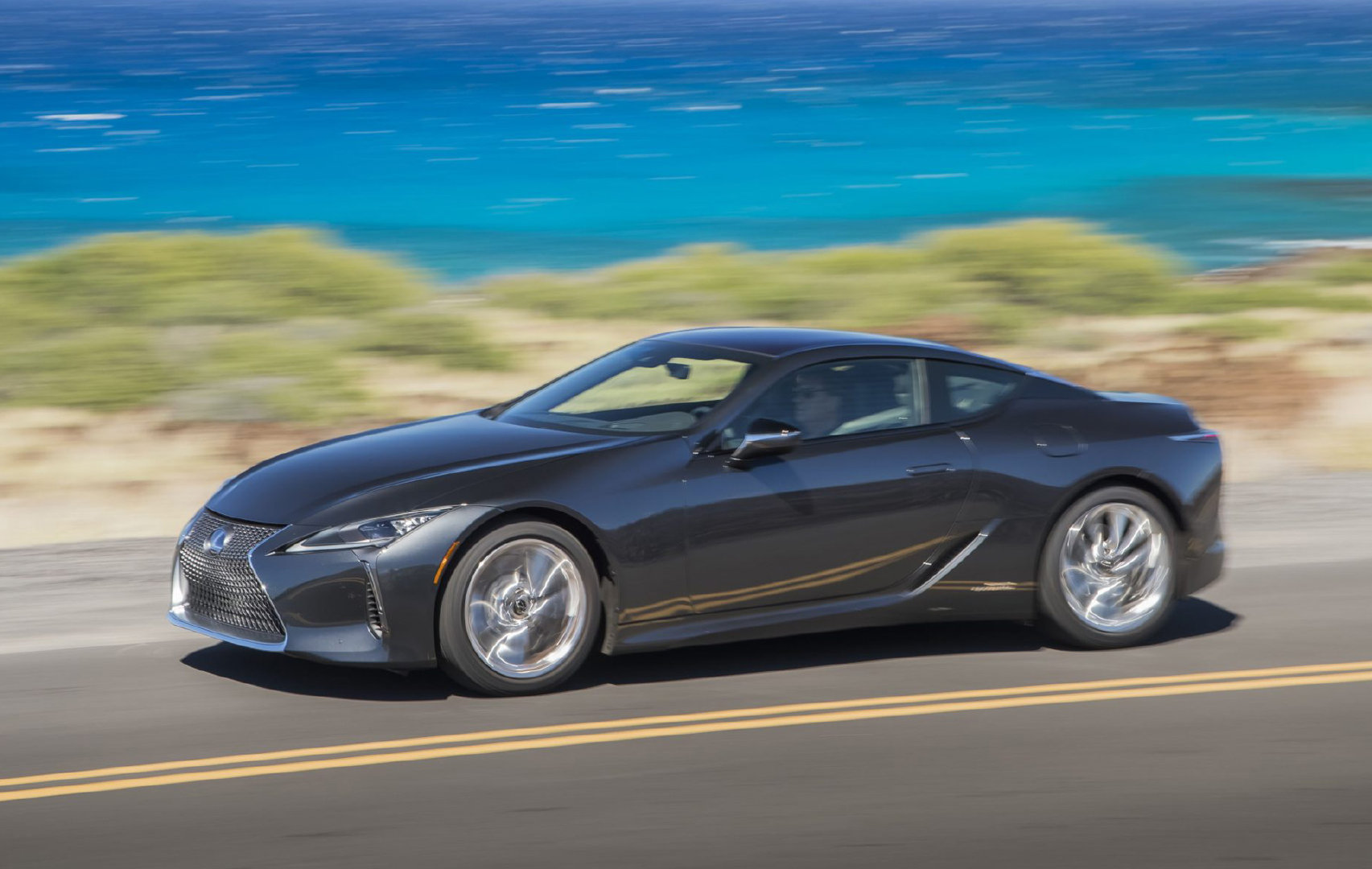 2021款雷克萨斯 LC 起价93,975美元，在美国上市。-手机新浪汽车