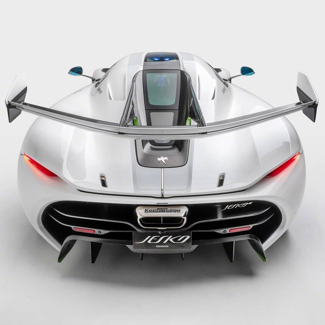 这套柯尼塞格幽灵图可是有点儿帅啊！！！-新浪汽车