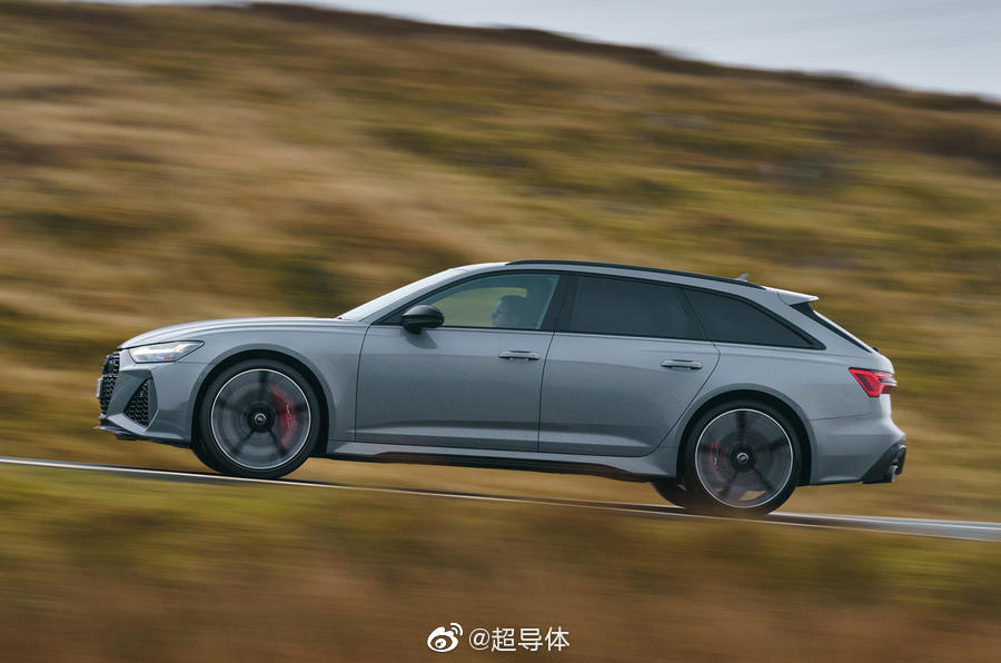 奥迪RS6：实车真的太漂亮了！-手机新浪汽车
