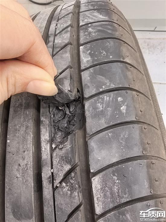 东风日产逍客优客豪马仅半年时间出现爆胎-新浪汽车