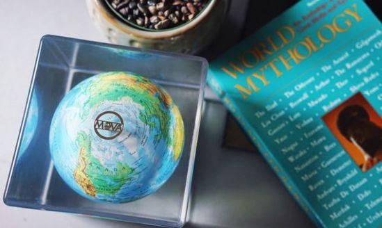 太阳能驱动的创意地球仪_当代艺术_新浪收藏_新浪网